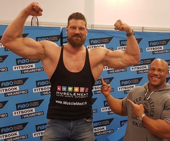 Najwyższy kulturysta 218 cm wzrostu - The Dutch Giant - P24